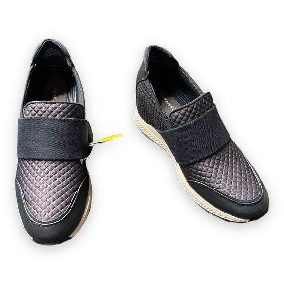 BareTraps | Shoes | Baretraps Wedge Sneakers Comfort Shoes Hidden ...